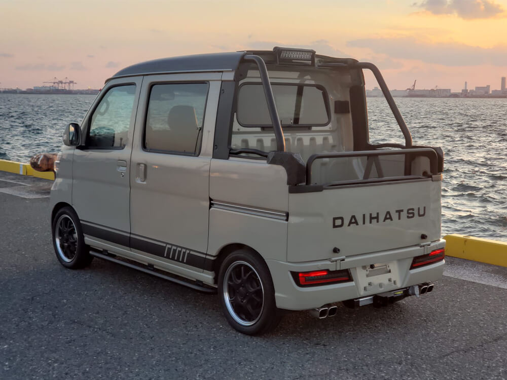 2021 Daihatsu Deck Van | Mini Monsters